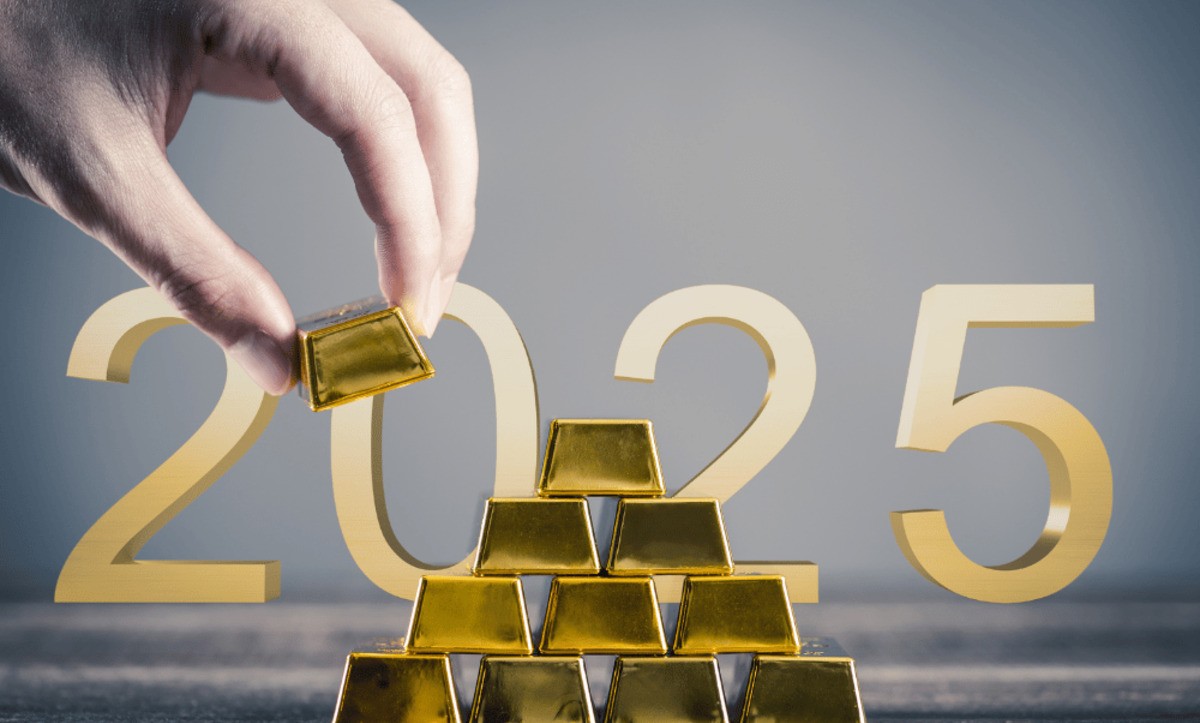 Sejarah dan Analisis Harga Emas 2005–2025: Tren dan Prediksi Investasi ...